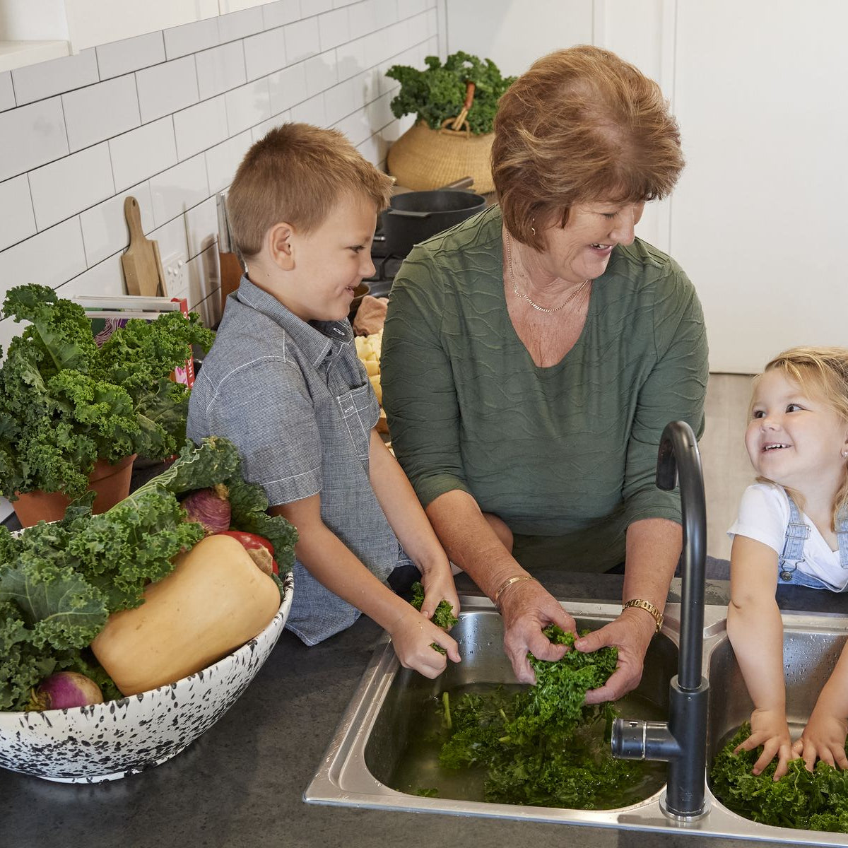 Roasted Pumpkin, Kale & Red Capsicum Salad – Glavocich Produce